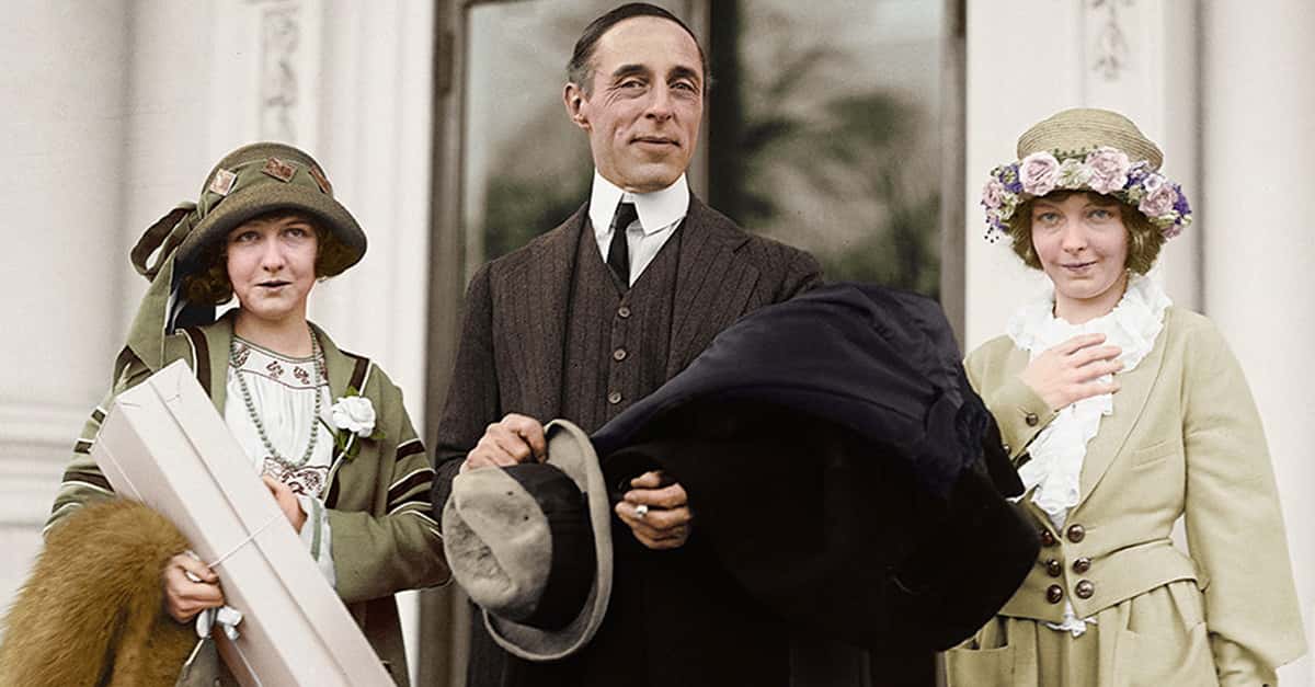 Notorious Facts About D.W. Griffith, The Man Who Invented Hollywood