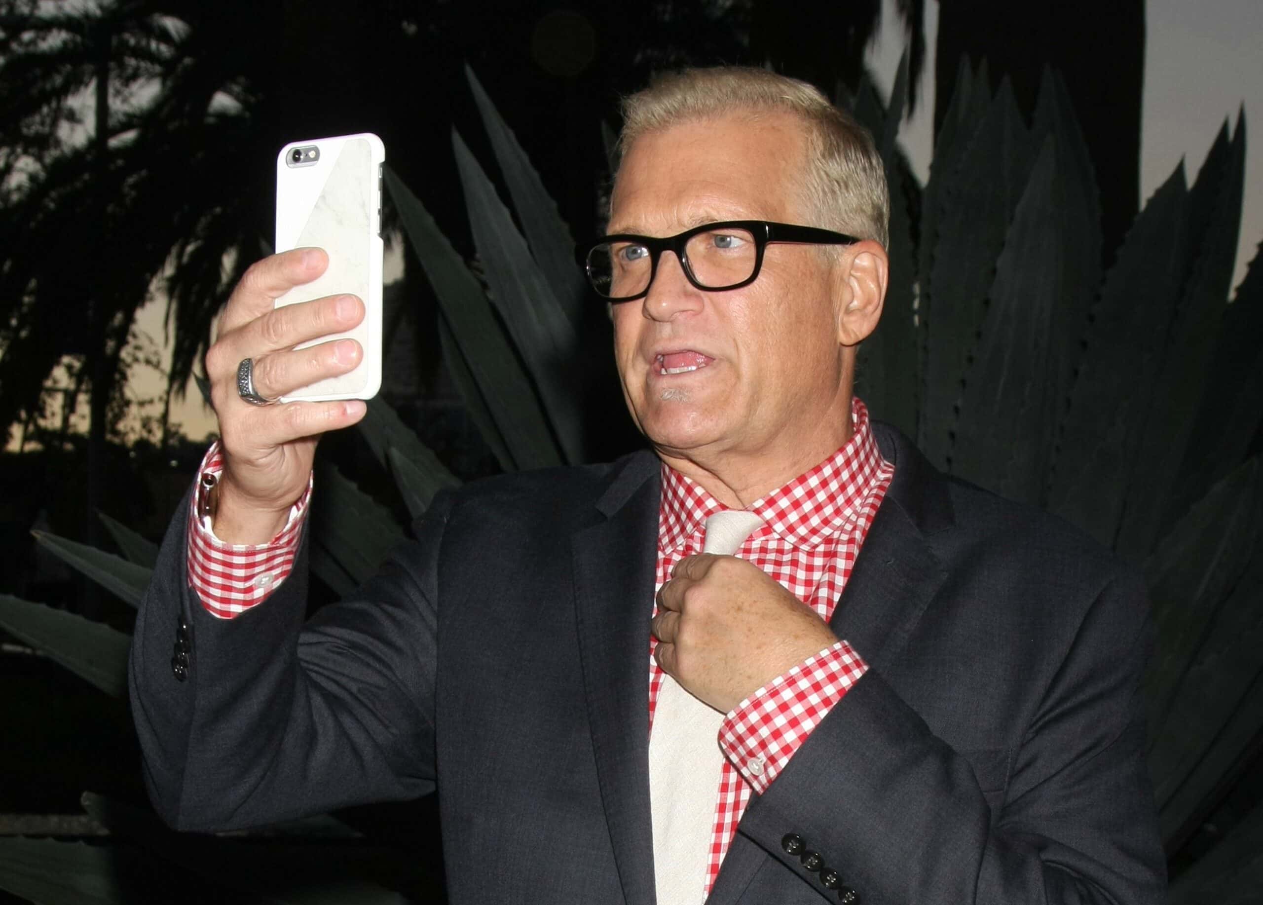 Improvised Facts About Drew Carey, TV's Classic Comedian