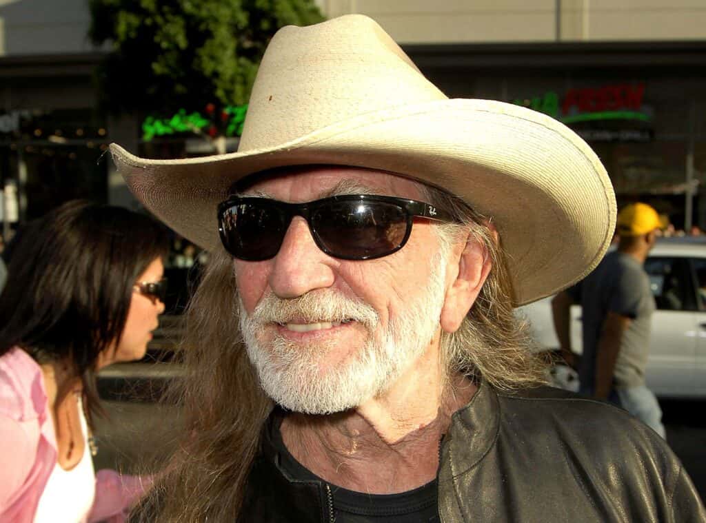 Outlawed Facts About Willie Nelson, The Red Headed Stranger