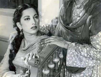 Sorrowful Facts About Suraiya, The Tragic "Queen Of Beauty"